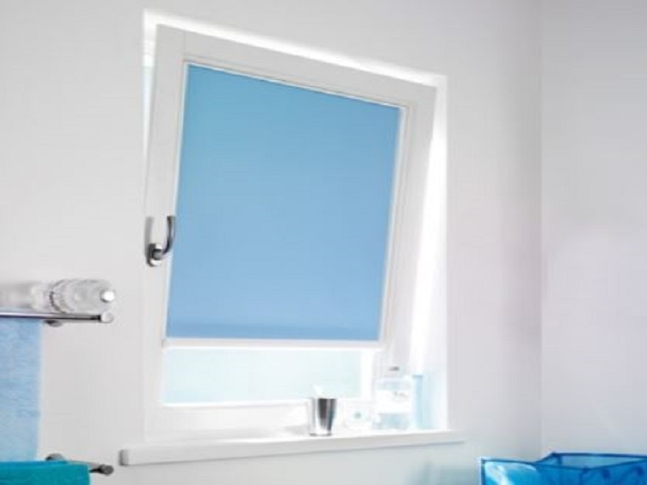 TENDE A RULLO PER INTERNI: TENDE A RULLO PER FINESTRE