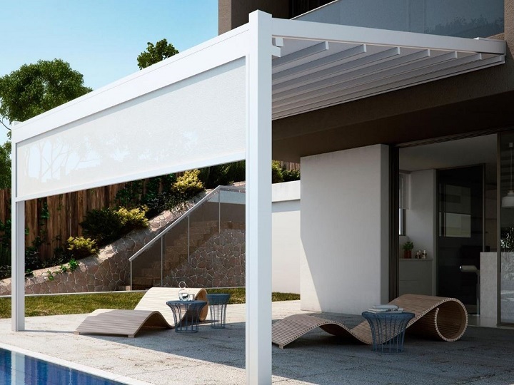Pergole con tende scorrevoli avvolgibili o impacchettabili